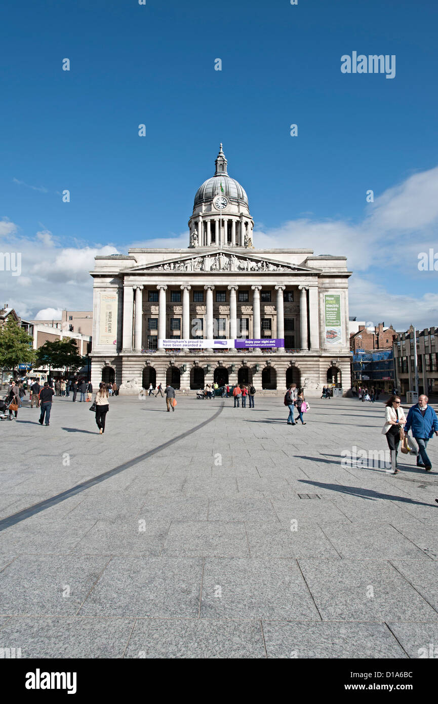 nottingham market square with council house and new redevelopment pool ...