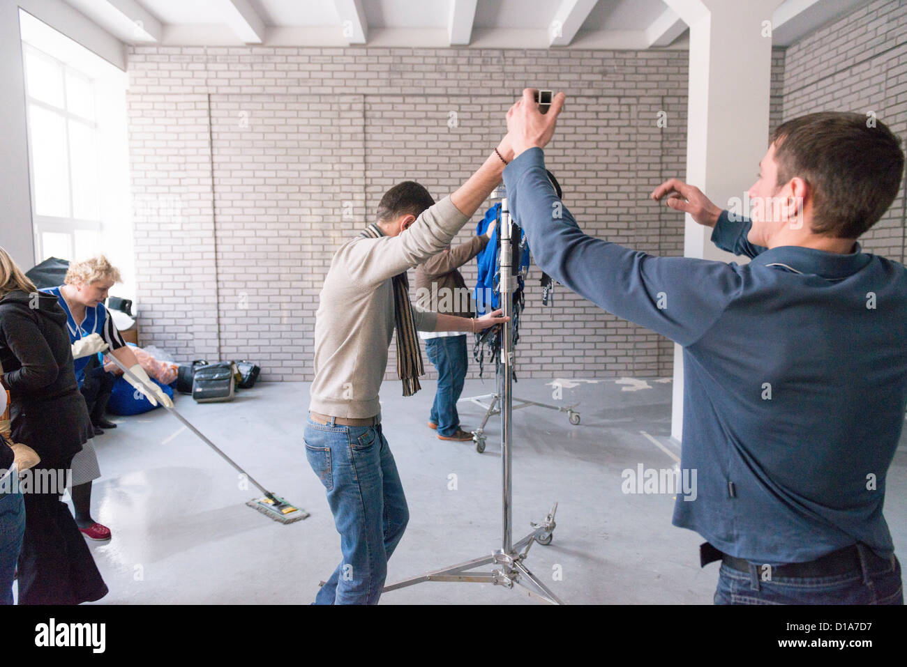 Actor backstage hi-res stock photography and images - Alamy