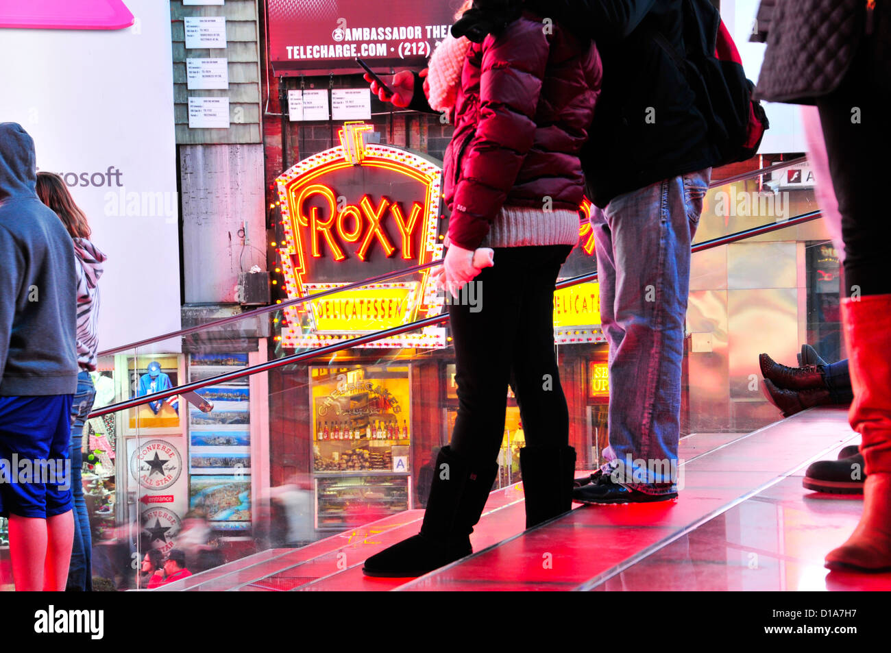 Tkts red sign hi-res stock photography and images - Alamy