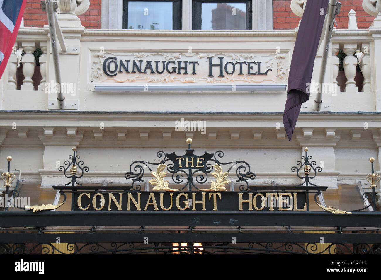 Connaught place london hi-res stock photography and images - Alamy