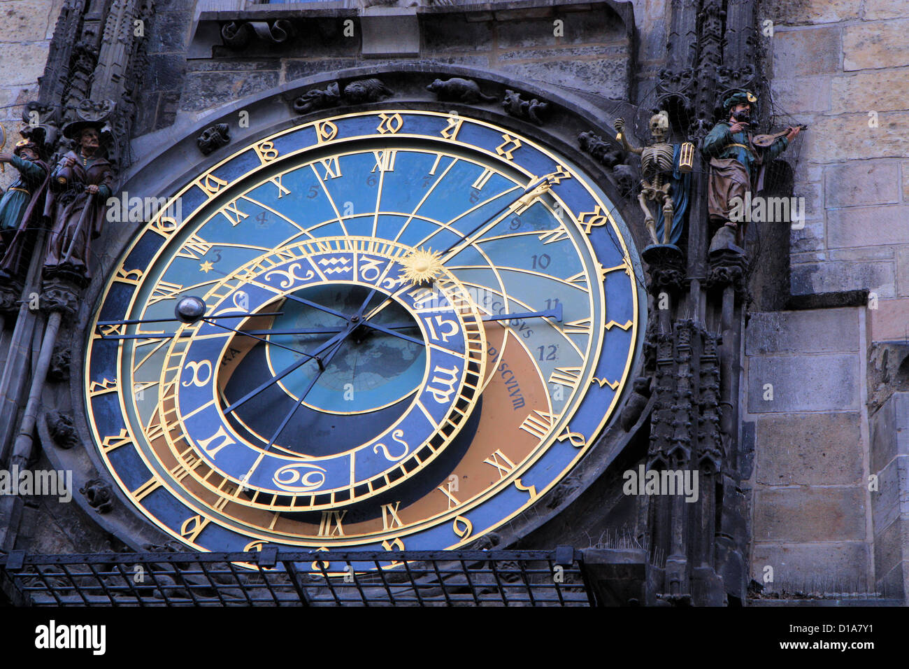 Prague clock hi-res stock photography and images - Alamy