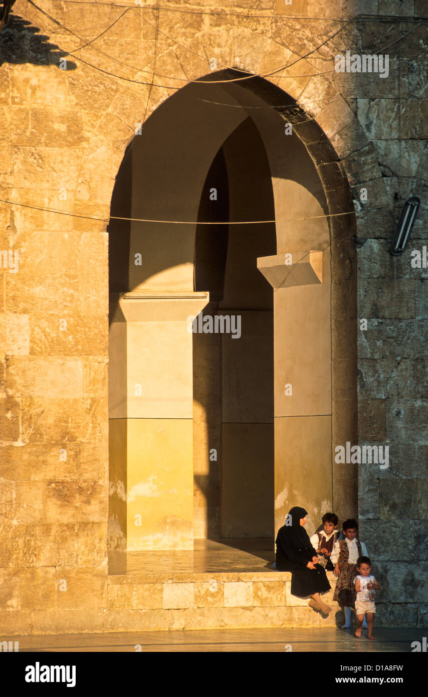 Historic mosque jamia hi-res stock photography and images - Alamy