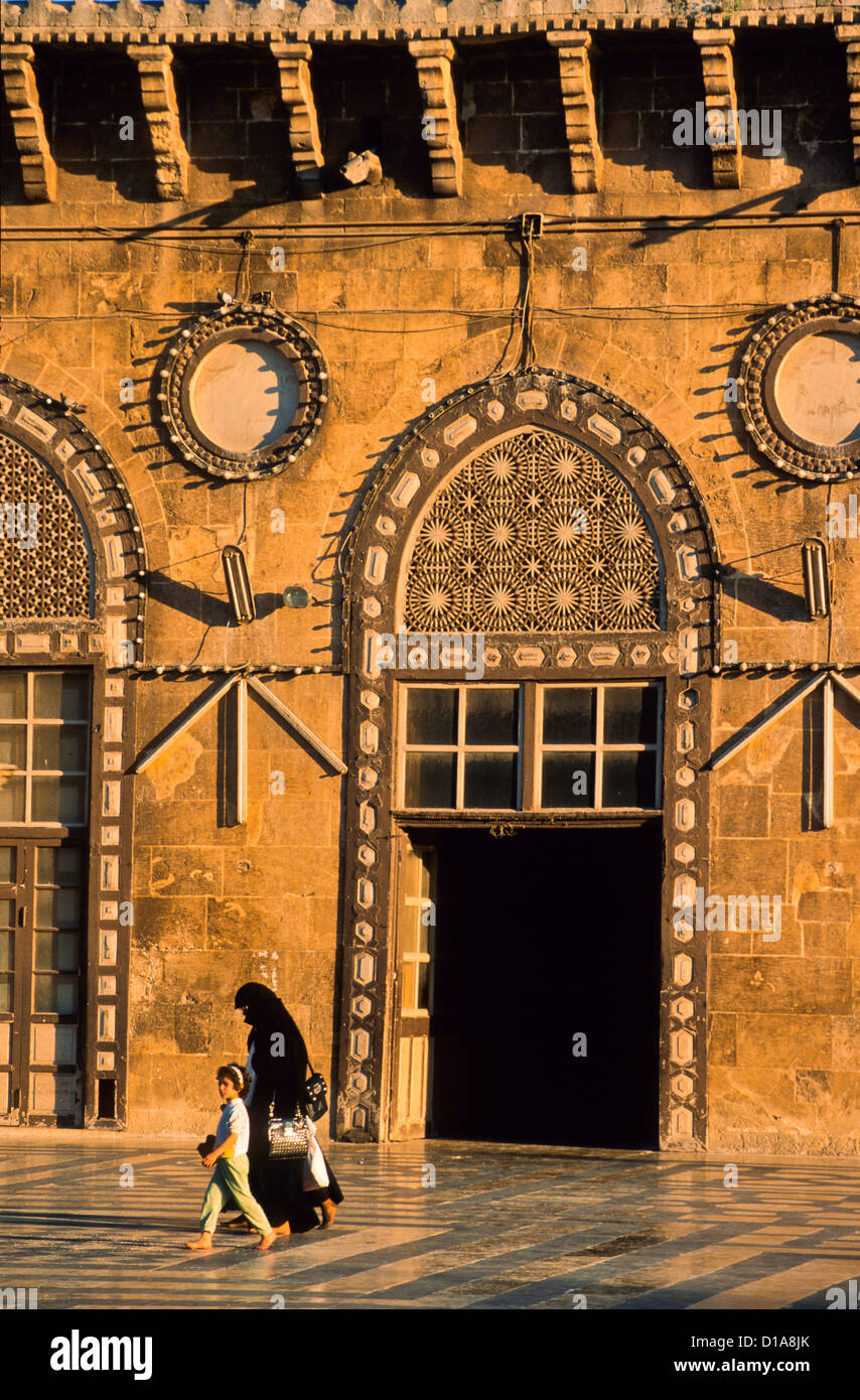 Jamia Zakariyyeh, Great Mosque, Aleppo, Syria Stock Photo - Alamy