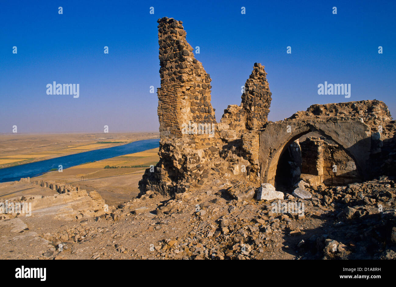 Halabiyyeh, the former Byzantine city of Zenobia on the Euphrates River ...