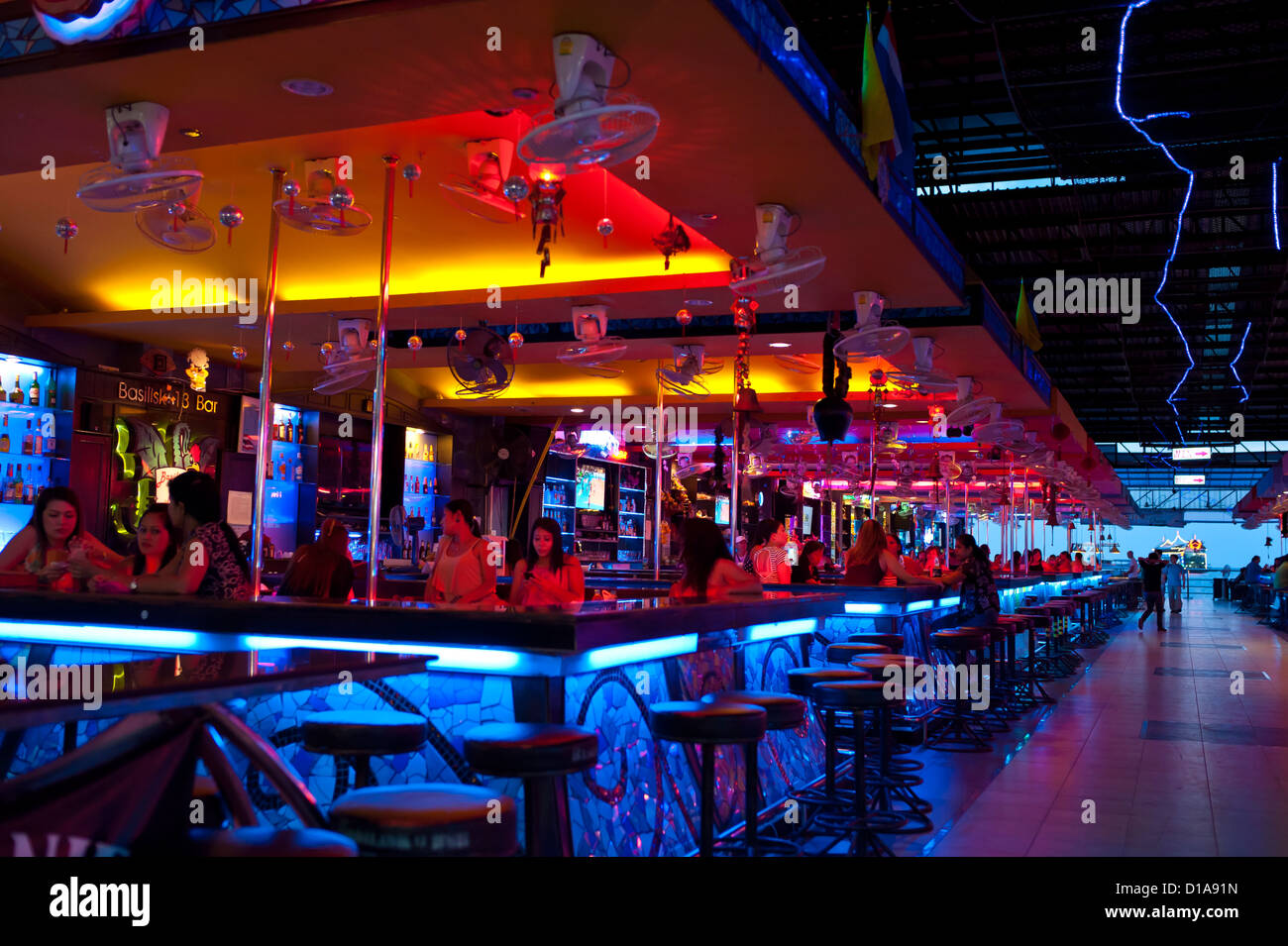Pattaya street night hi-res stock photography and images - Alamy