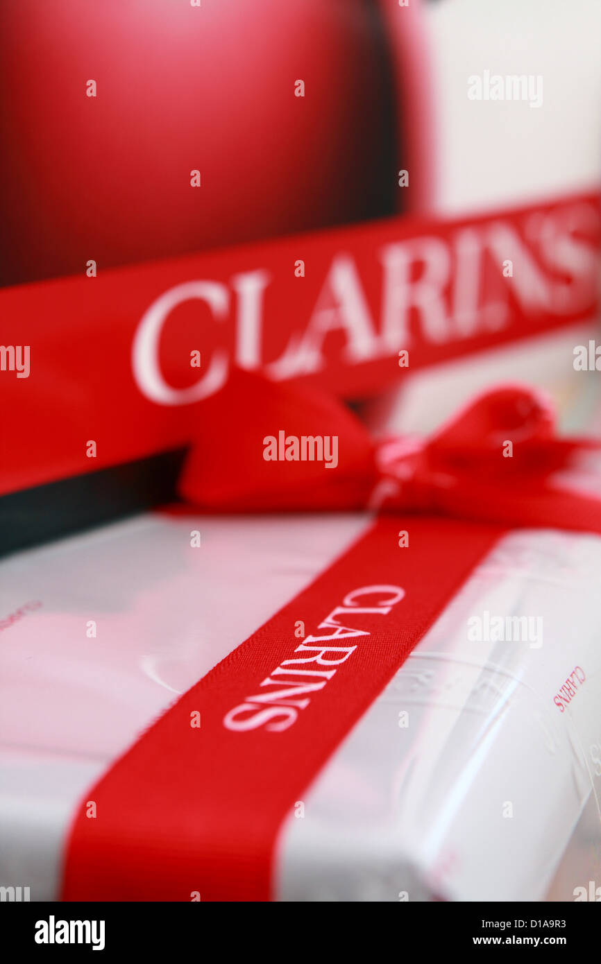 Clarins cosmetics hi-res stock photography and images - Alamy