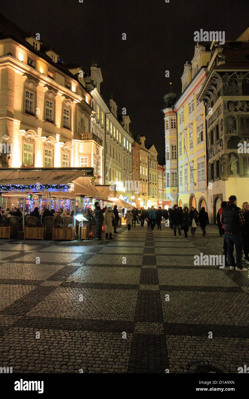 Town square street hi-res stock photography and images - Alamy