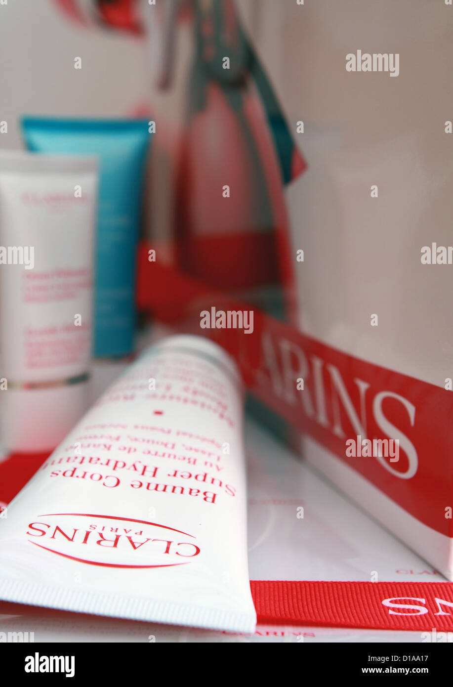 Clarins hi-res stock photography and images - Alamy