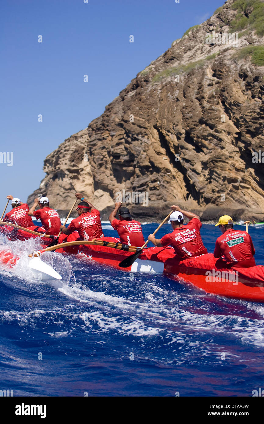 Hawaii, Oahu, Hawaii Kai, Outrigger Canoe Team Paddling Hard Through ...