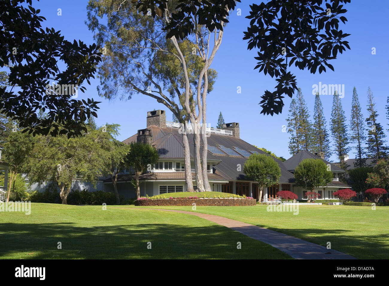 Hawaii, Lanai, The Lodge At Koele, Trees And Green Lawn Stock Photo - Alamy