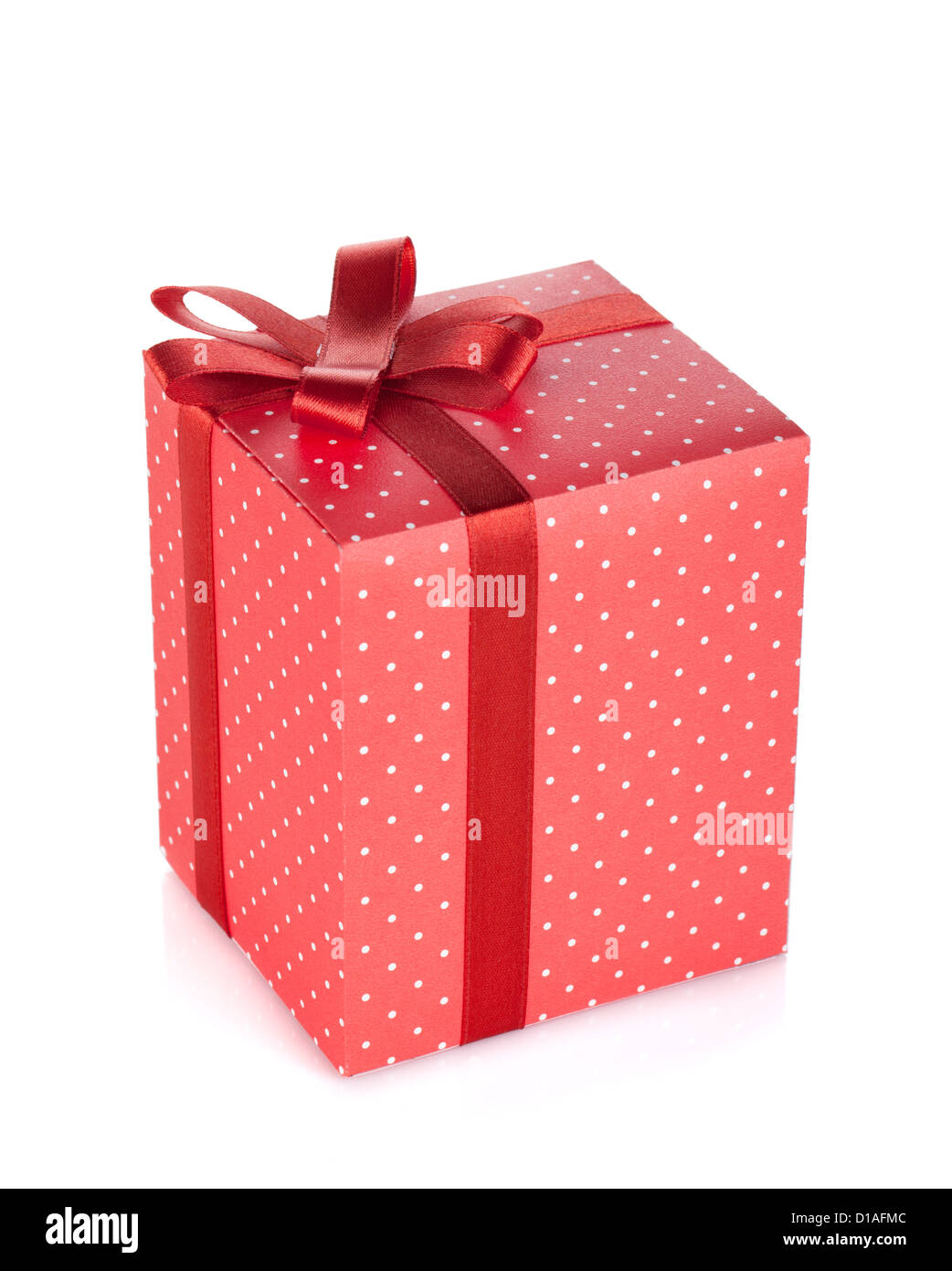 Red gift box with ribbon and bow. Isolated on white background Stock ...