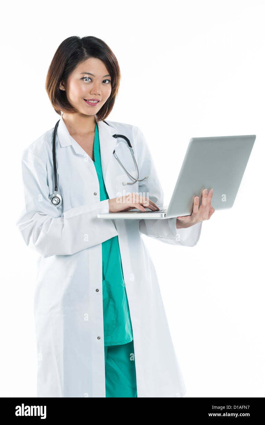 Chinese doctor operating hi-res stock photography and images - Alamy
