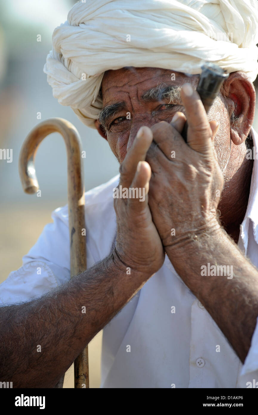 Indian man portrait Stock Photo - Alamy