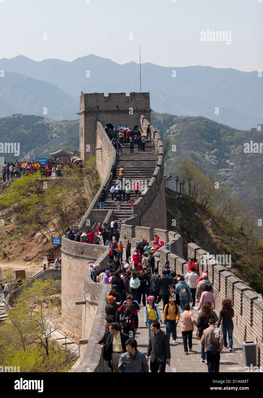 Crowd On The Great Wall, Beijing, China Stock Photo - Alamy