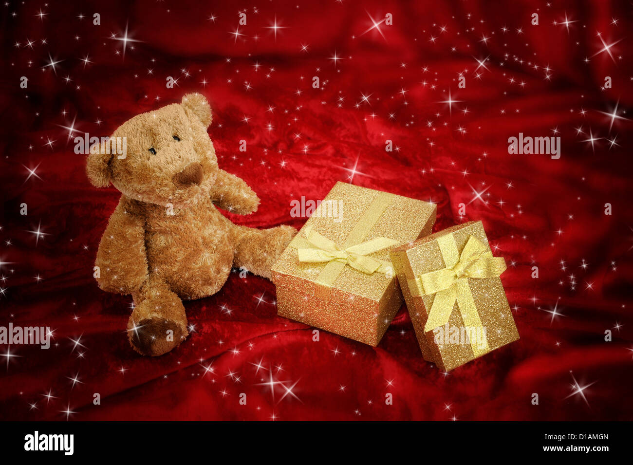 Gold teddy hi-res stock photography and images - Alamy