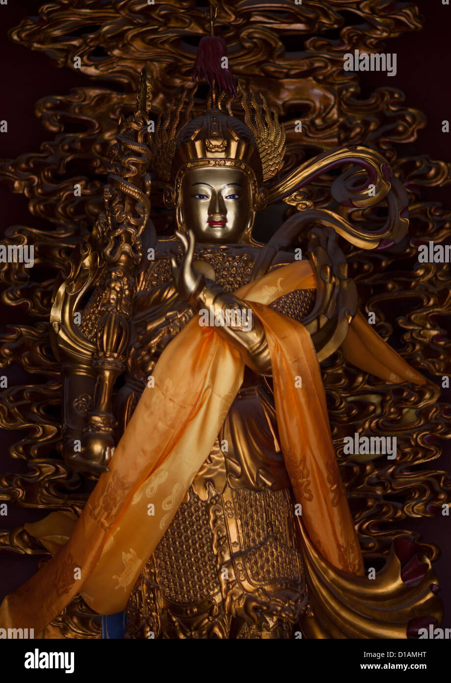Lama temple buddha statue beijing hi-res stock photography and images ...