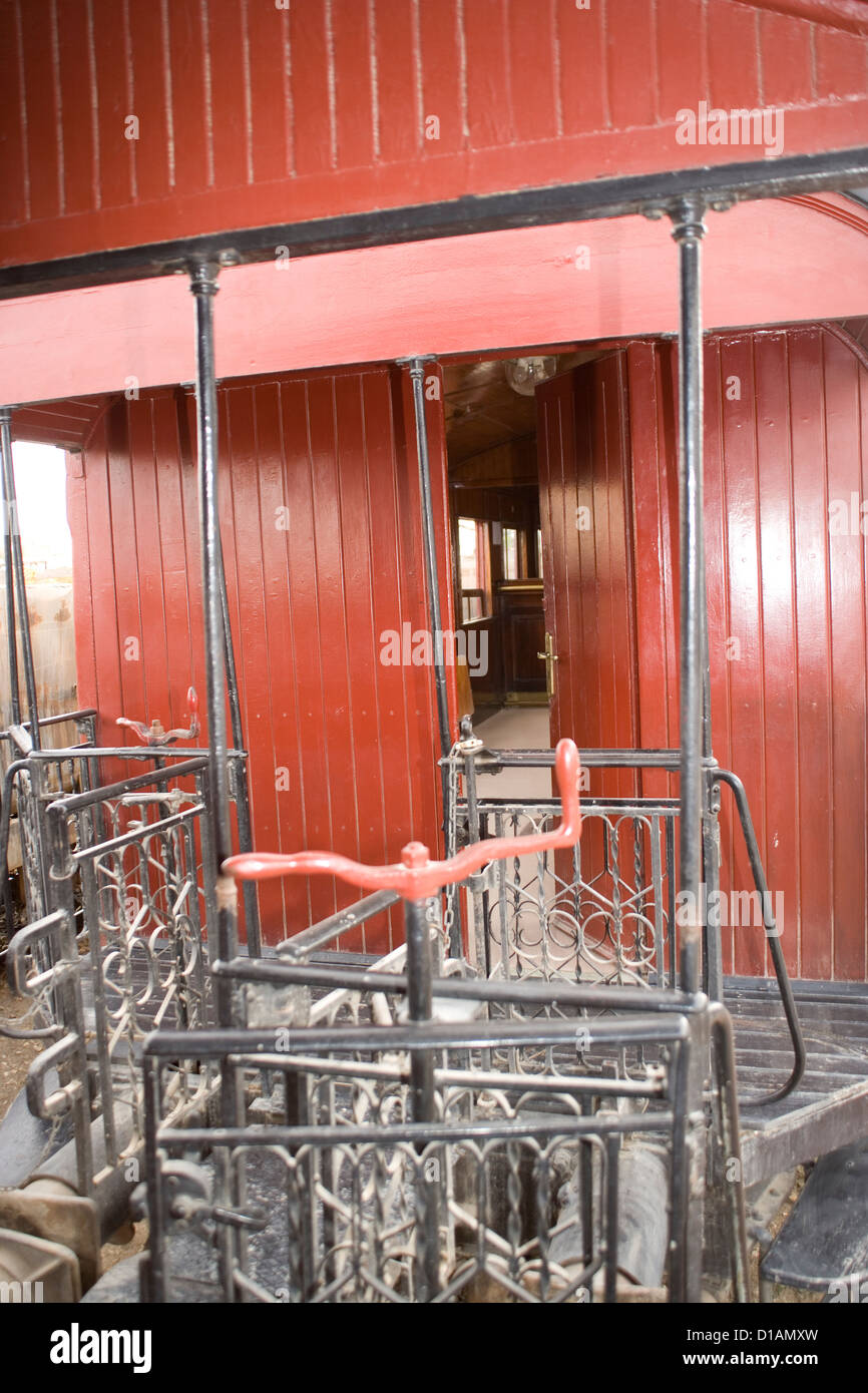 Red lizard train hi-res stock photography and images - Alamy