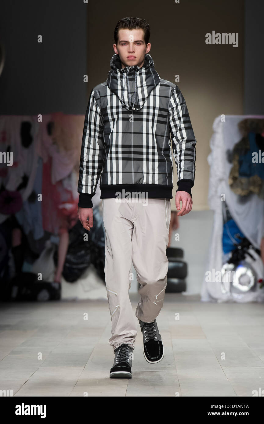 James long model hi-res stock photography and images - Alamy