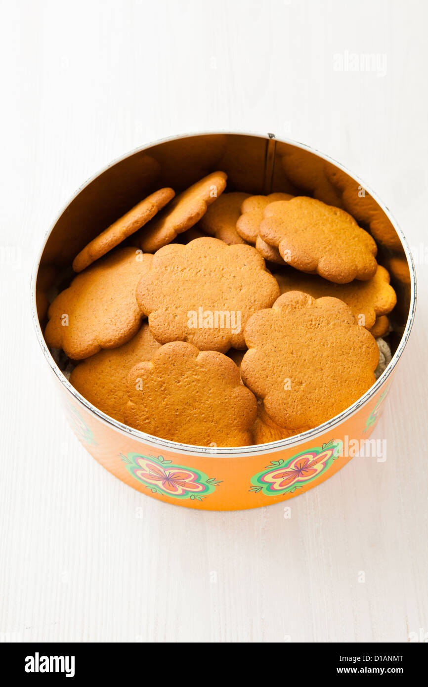 Gingerbread biscuits container hi-res stock photography and images - Alamy