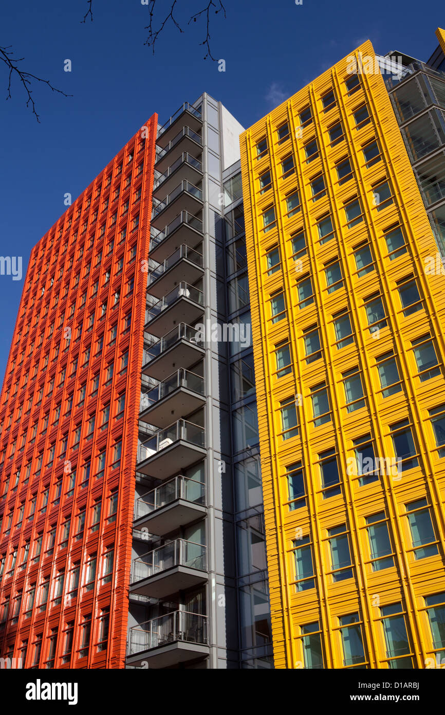 Orange block colours hi-res stock photography and images - Alamy