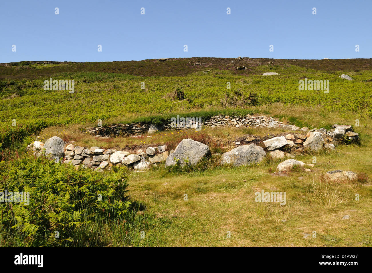 Prehistoric stone house hi-res stock photography and images - Alamy