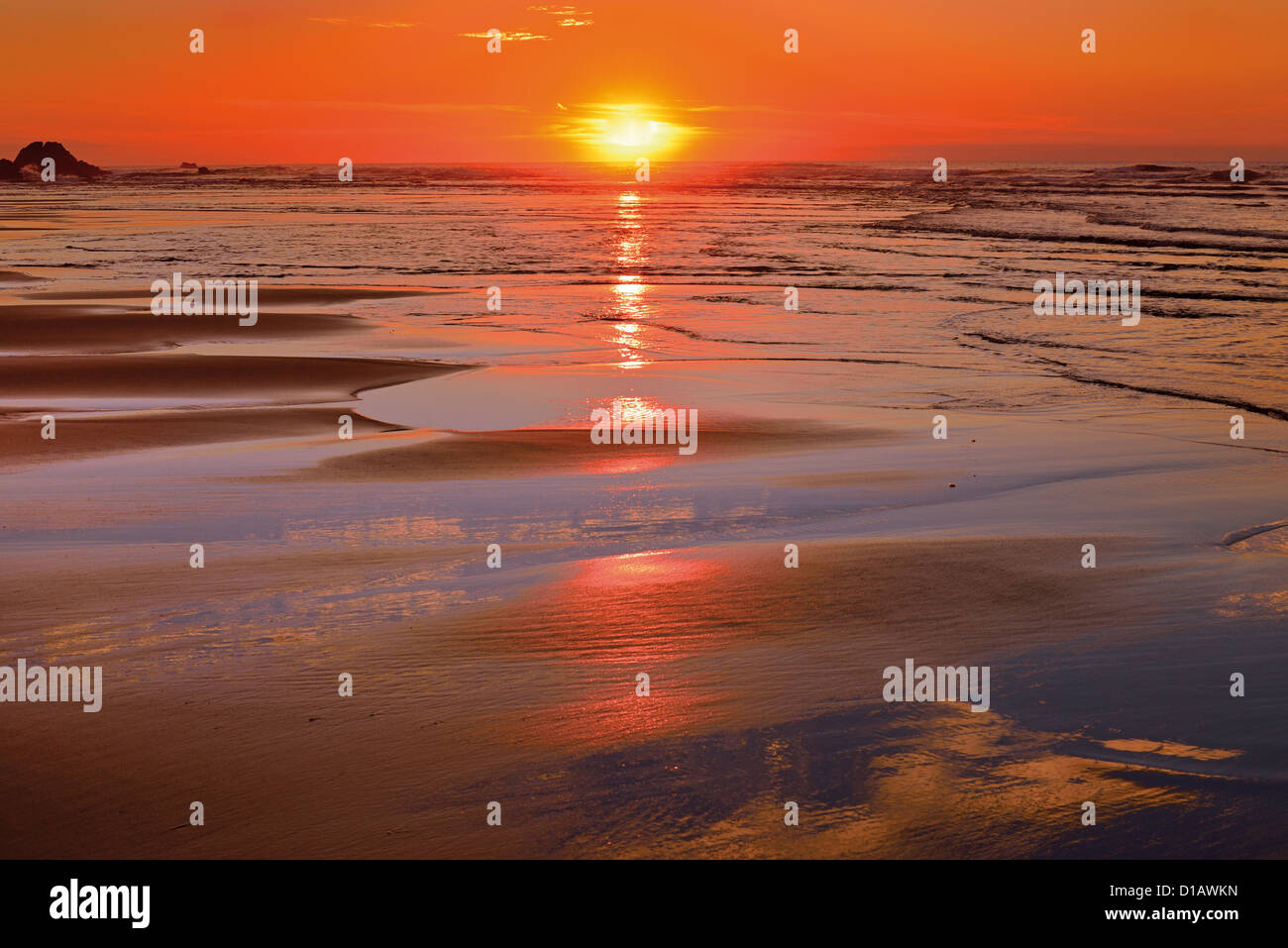 Portugal, Algarve: Sunset at beach Praia da Amoreira Stock Photo - Alamy