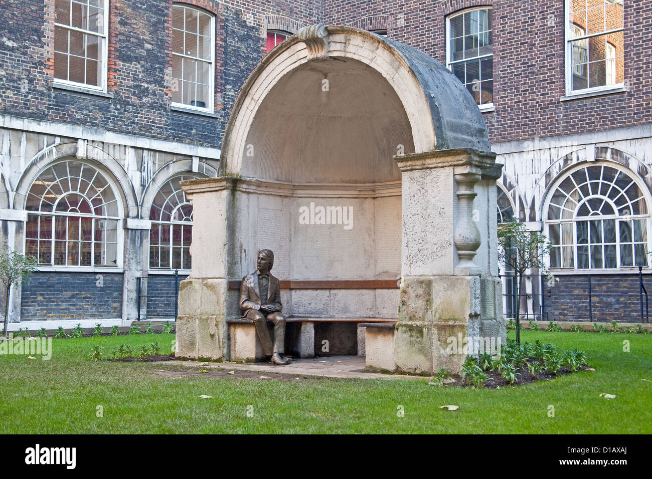 London, Guy's Hospital The 'Lunatick Chair,' a stone alcove rescued ...