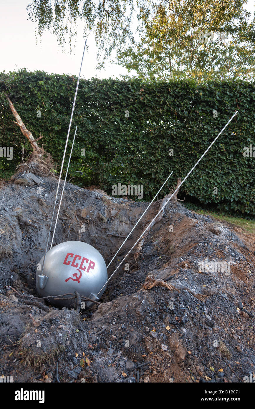 First soviet sputnik satellite hi-res stock photography and images - Alamy