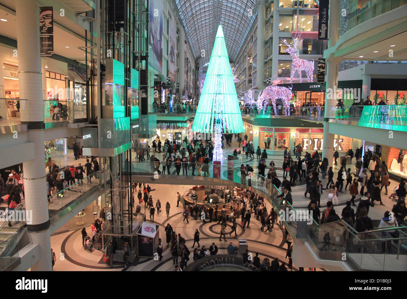 Eaton centre christmas tree hi-res stock photography and images - Alamy