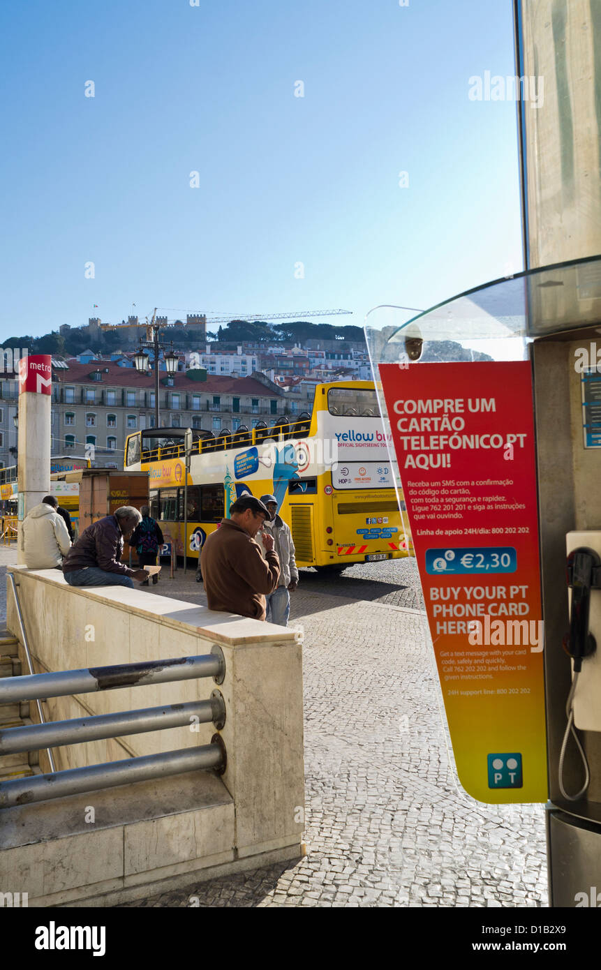 Bus stop in lisbon portugal hi-res stock photography and images - Alamy