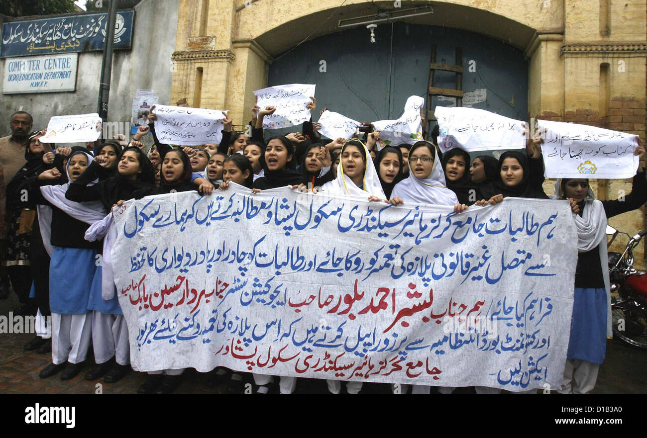 Teachers and students of Government Comprehensive Girls High School ...