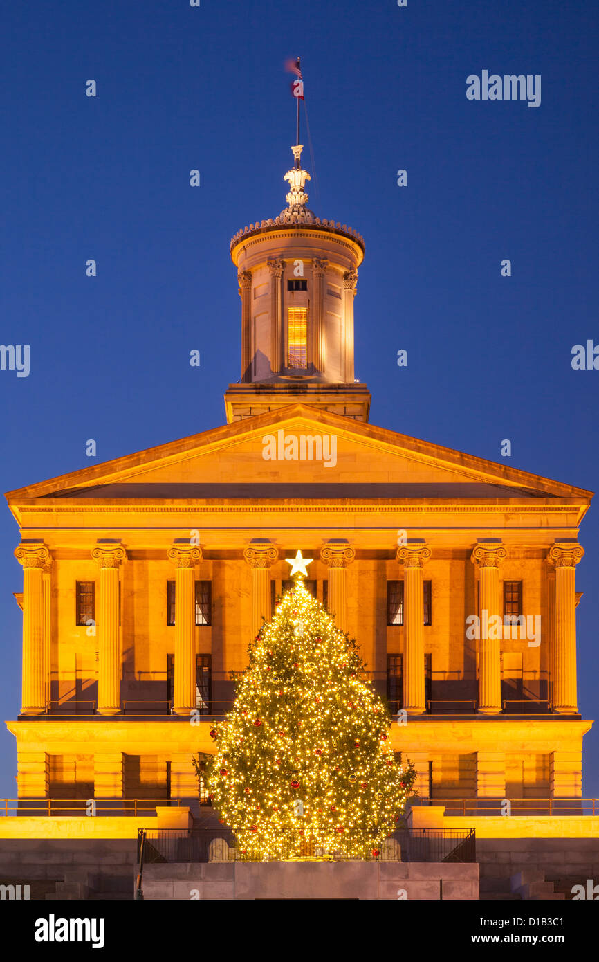 Christmas tree at the Tennessee Capitol Building, Nashville, Tennessee ...