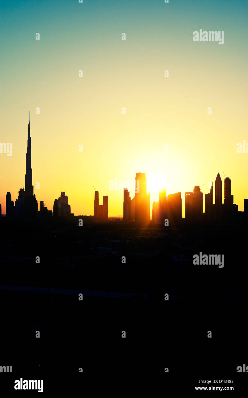 Dubai skyline with burj khalifa hi-res stock photography and images - Alamy