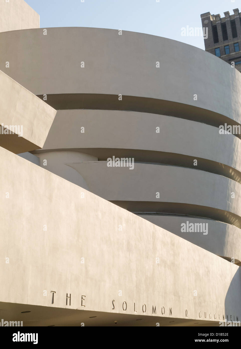 Guggenheim Museum Exterior, NYC Stock Photo - Alamy