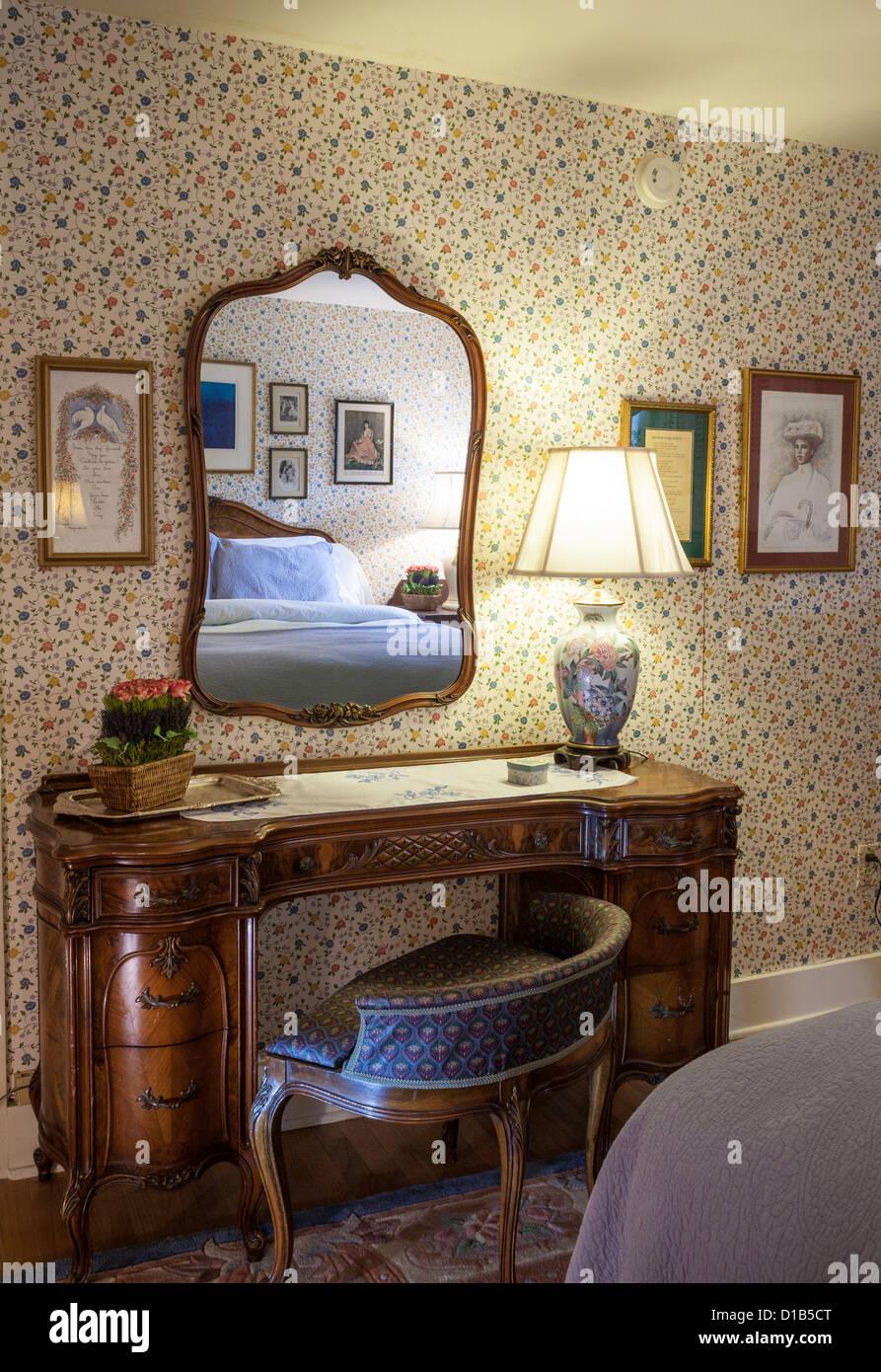 Inviting Bedroom Interior, USA Stock Photo - Alamy