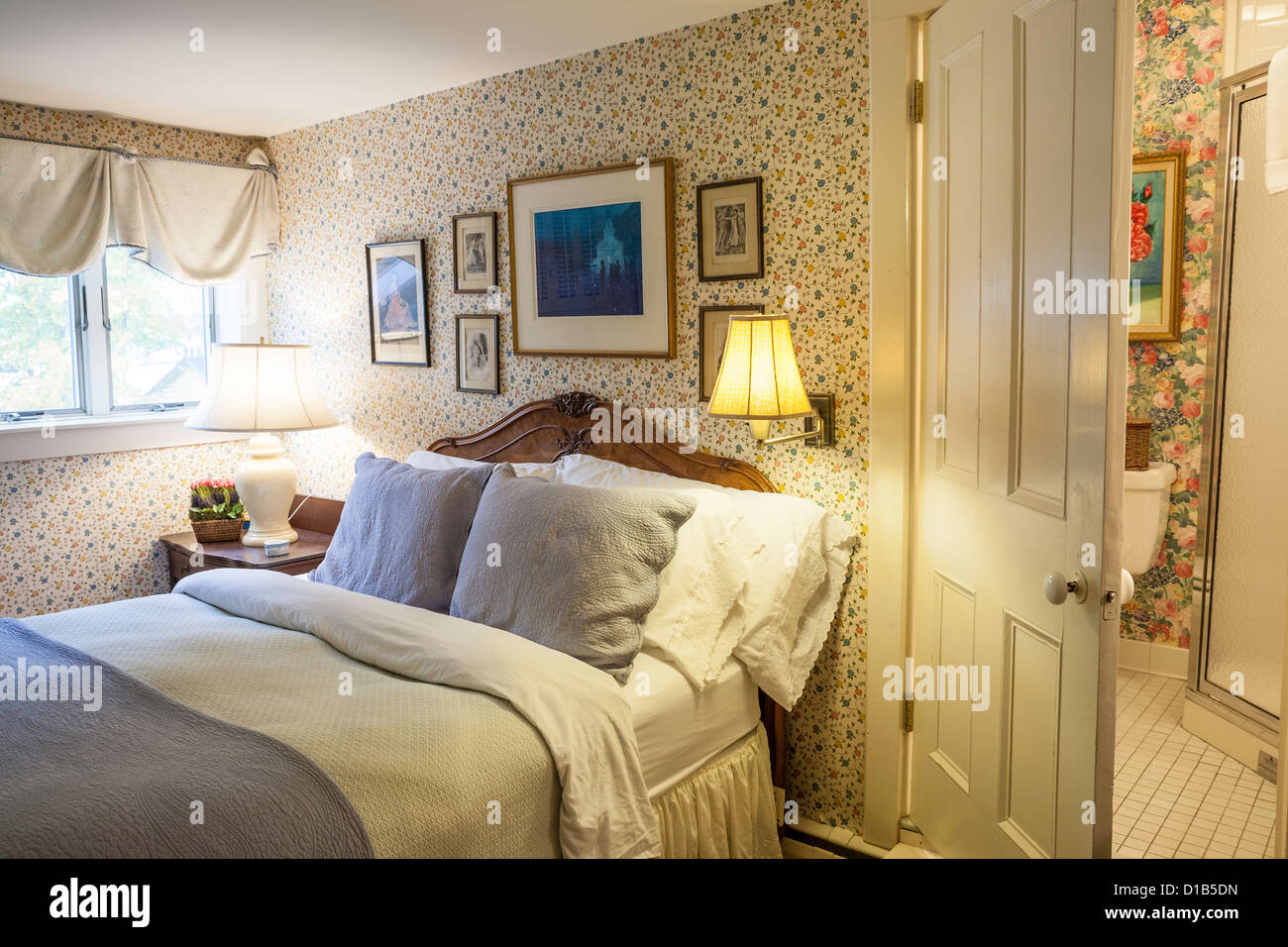 Inviting Bedroom Interior, USA Stock Photo - Alamy