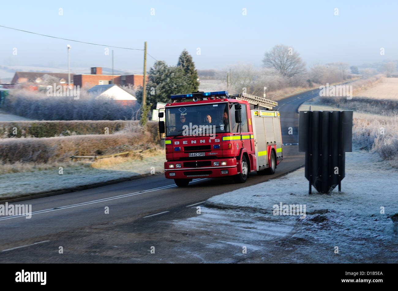 Fire engine on a shout hi-res stock photography and images - Alamy