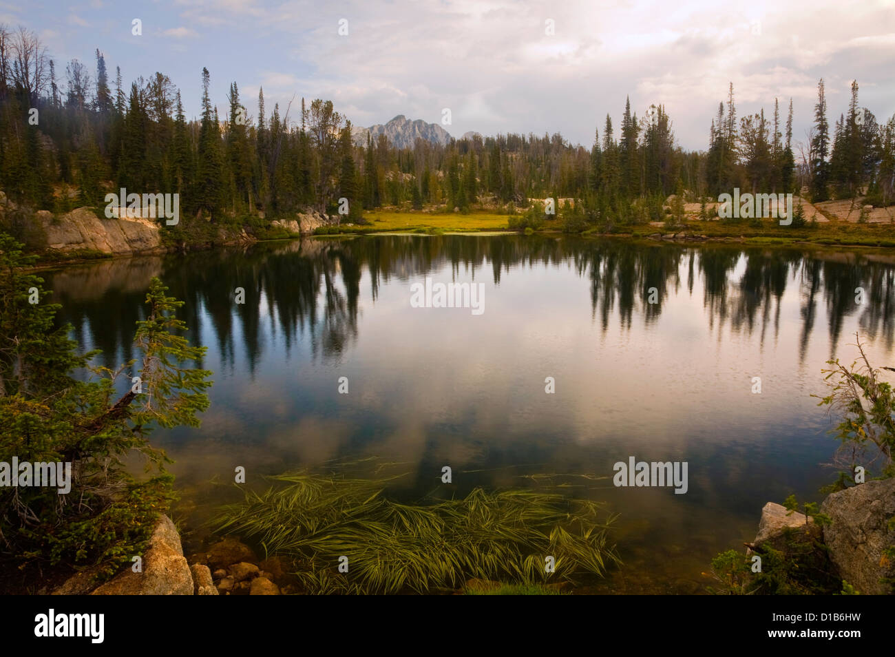 OR00786-00...OREGON - Sunshine Lake in the Eagle Cap Wilderness area in ...