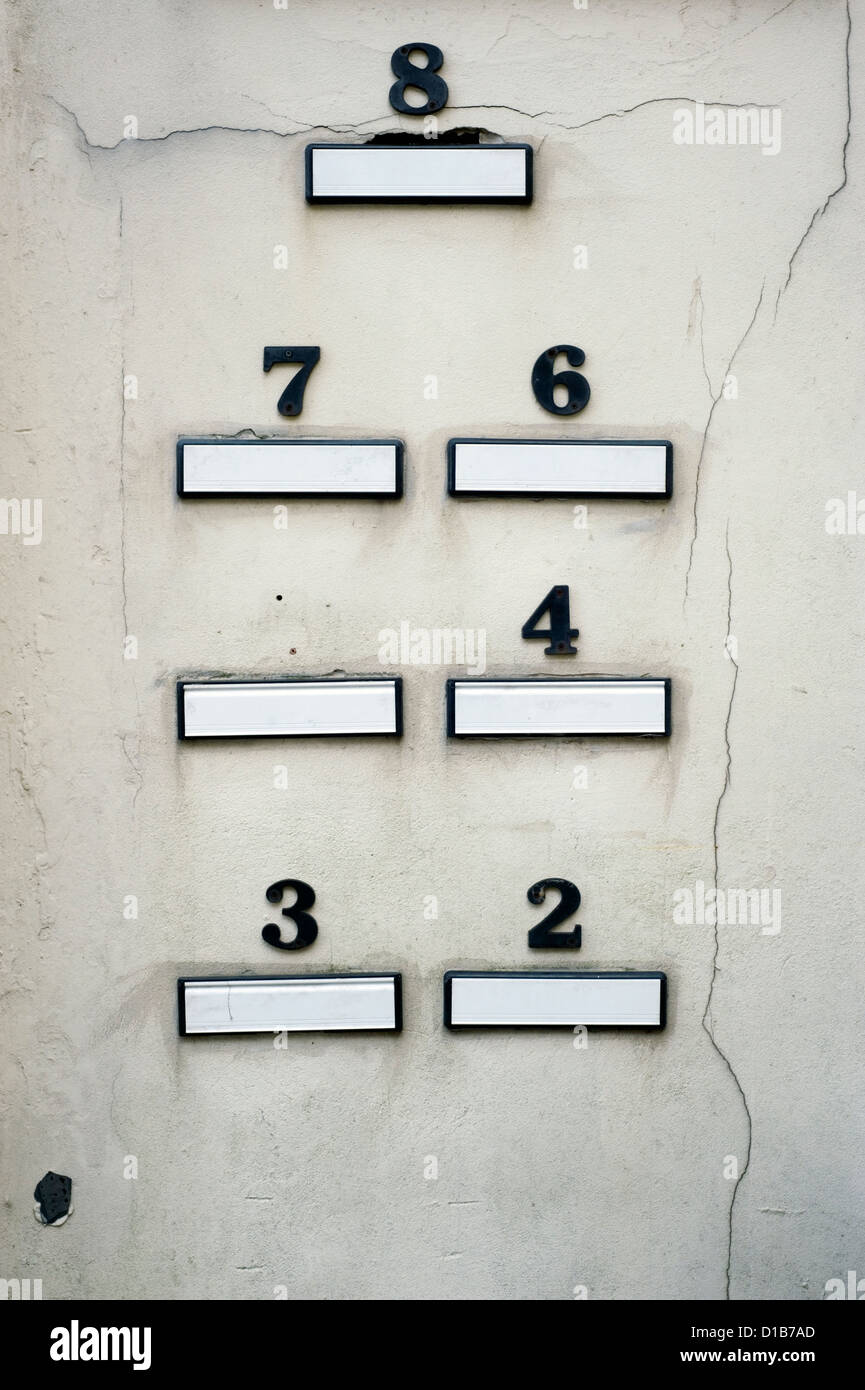 Boxes with numbers hi-res stock photography and images - Alamy