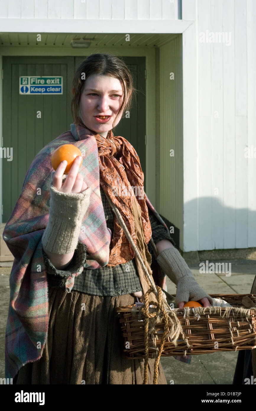 Poor and poverty stricken hi-res stock photography and images - Alamy