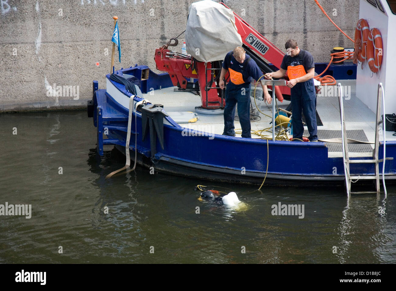 Berlin, Germany, divers in the Landwehr Canal Stock Photo - Alamy