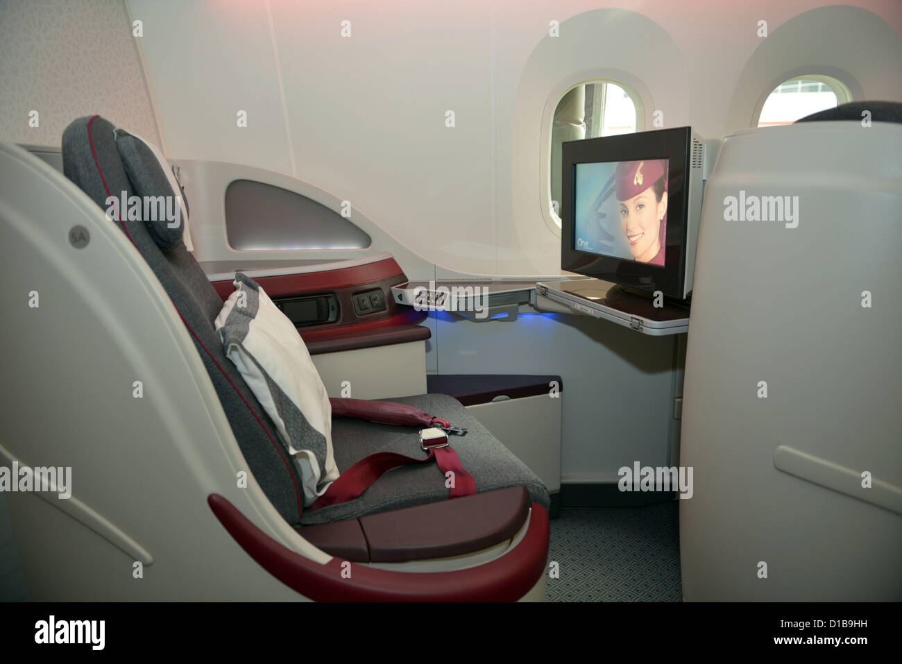 Qatar Dreamliner aircraft interior showing Business and First class ...
