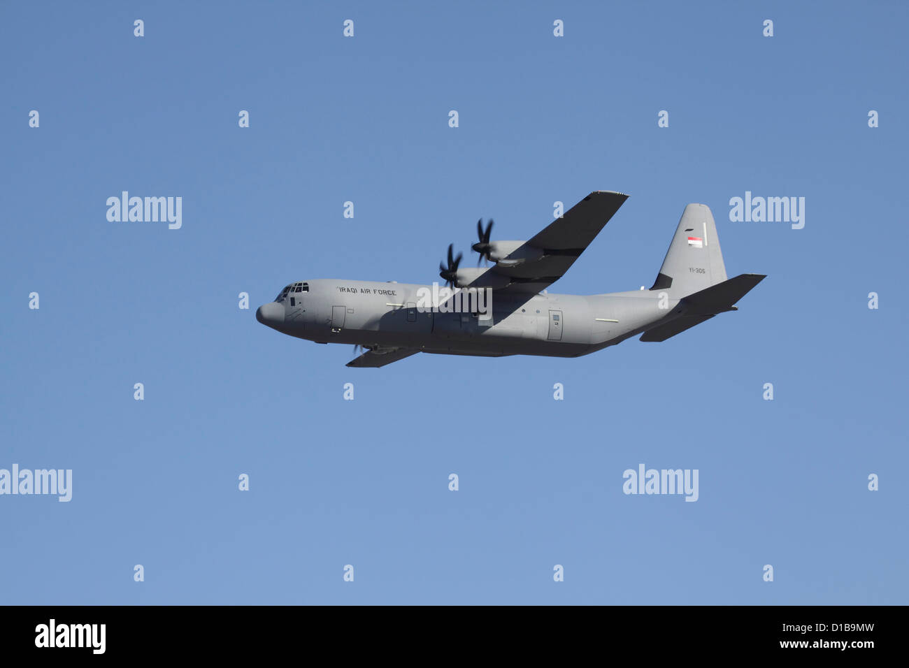 Lockheed c 130j hercules hi-res stock photography and images - Alamy