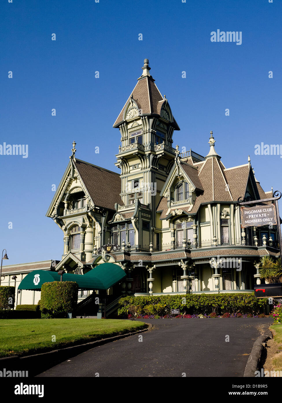 The wonderfully over the top Carson Mansion in Eureka California USA ...