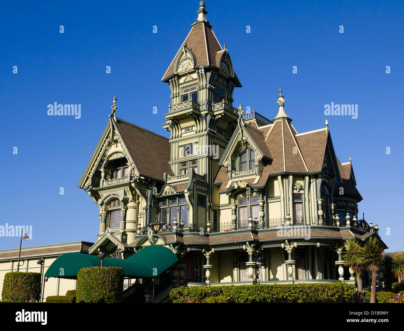 The wonderfully over the top Carson Mansion in Eureka California USA ...