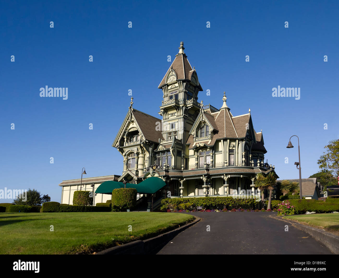 The wonderfully over the top Carson Mansion in Eureka California USA ...
