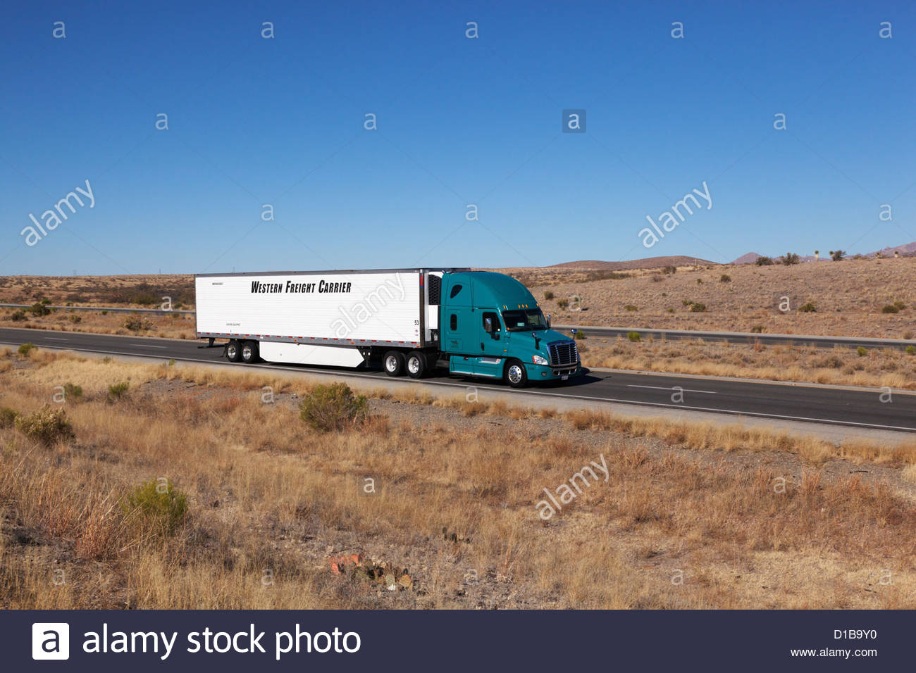 Semi Truck Highway High Resolution Stock Photography and Images - Alamy