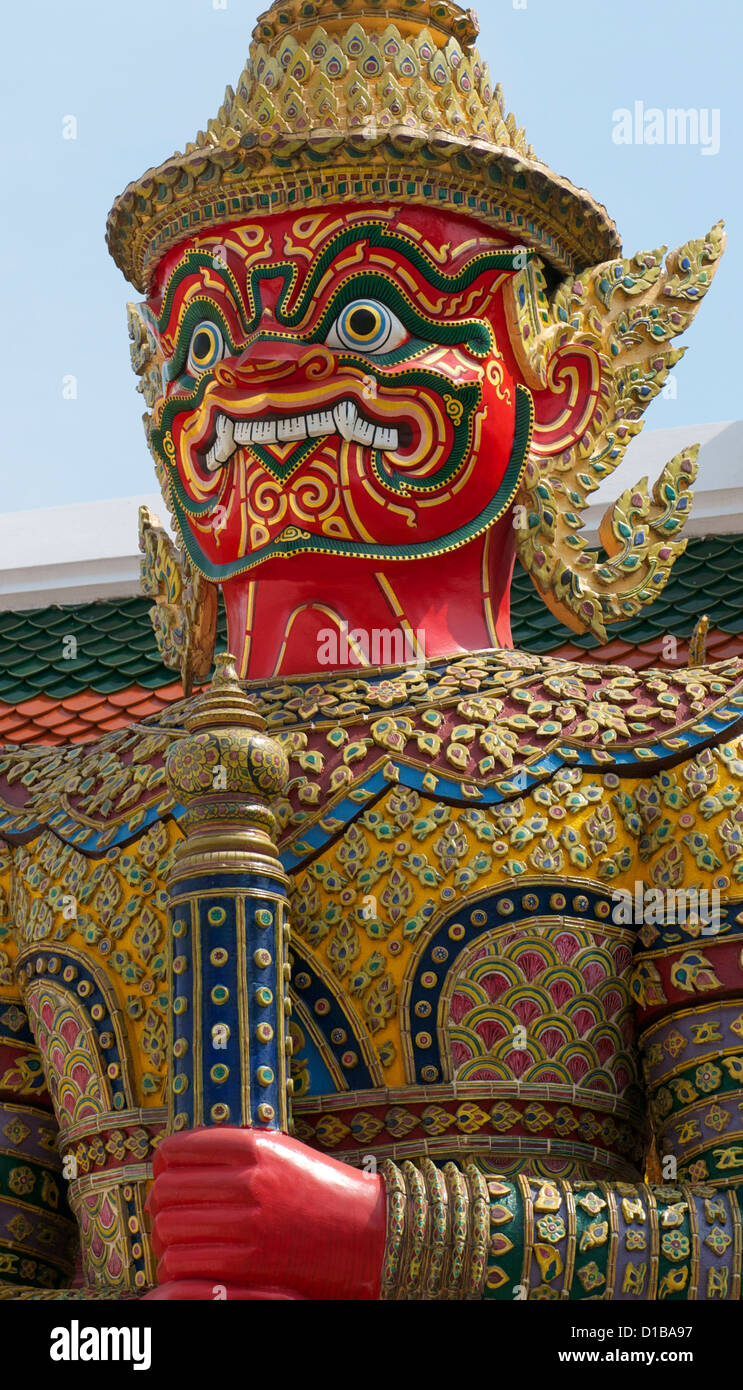 Yaksha temple guardians outside Wat Phra Kaeo,royal chapel in the Grand ...