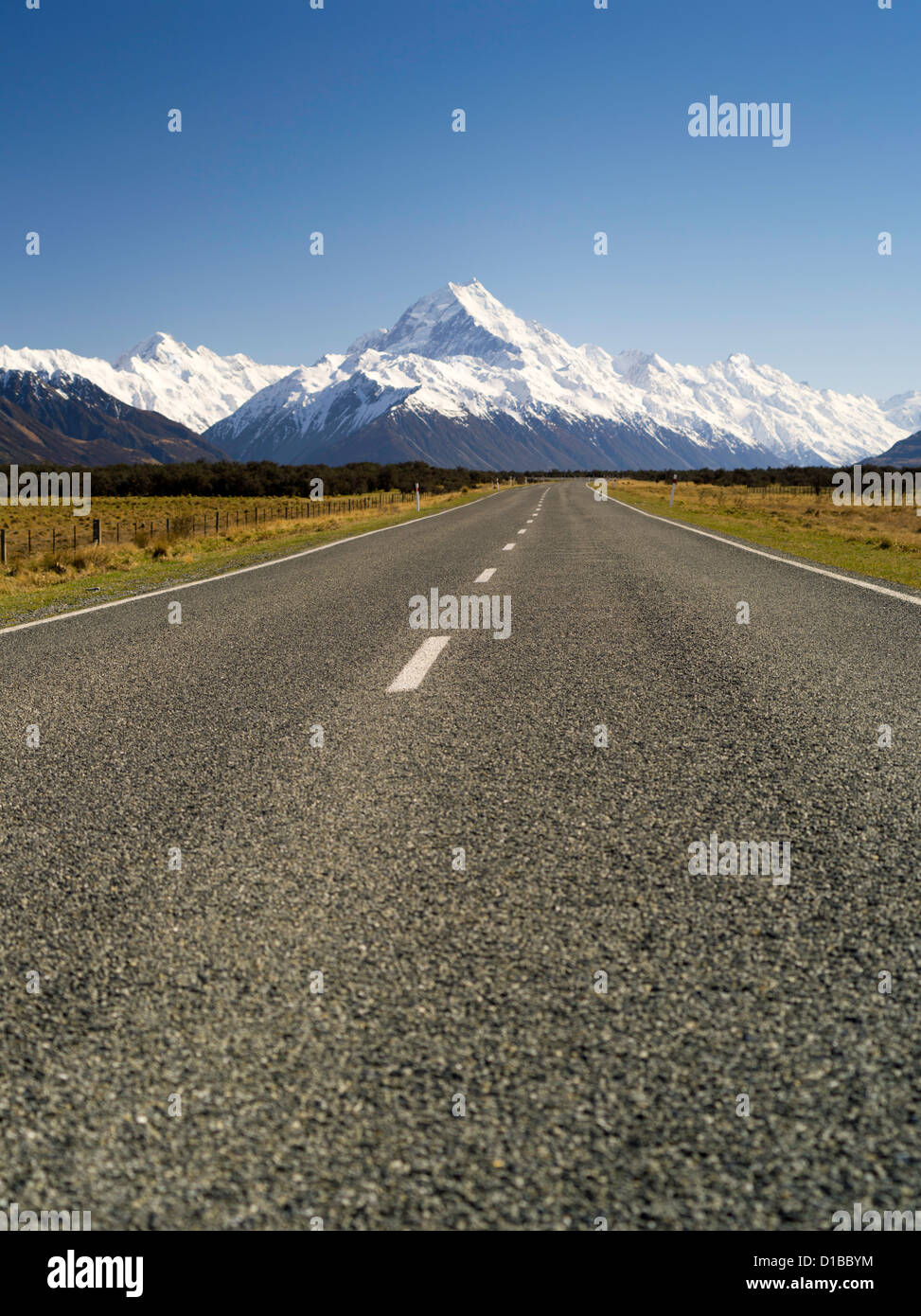 Mt cook highway hi-res stock photography and images - Alamy
