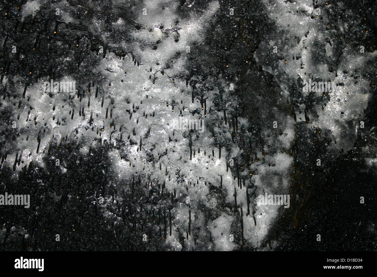 Water drip stalactite hi-res stock photography and images - Alamy